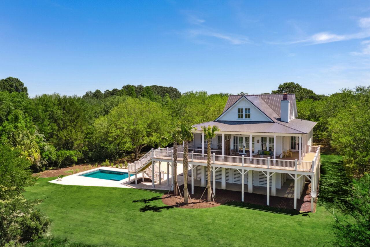 10 Considerations: Choosing the Perfect Lot for Your Custom Home